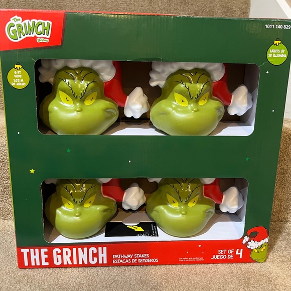 Holiday | Christmas Grinch Batteryoperated Pathway Stakes 4 Count With ...
